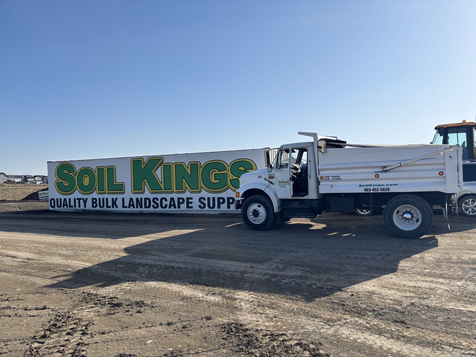 Hours of Operation | Contact Us | Soil Kings | Calgary